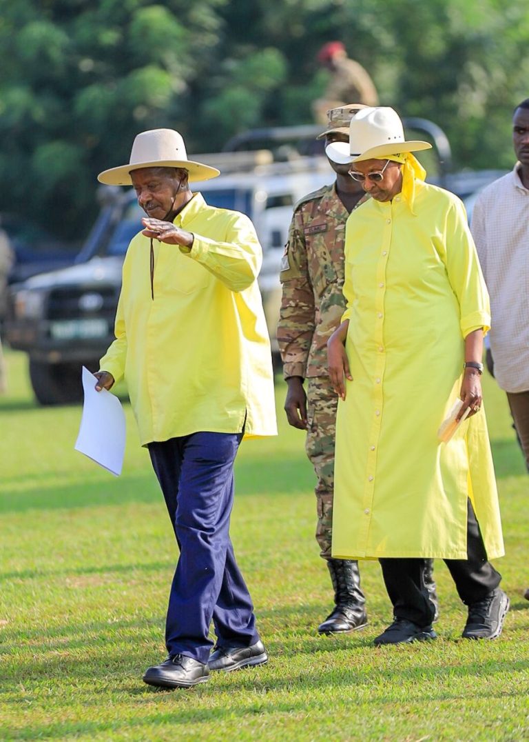 Kayunga Residents Pour Out Their Love As Museveni Outlines His Strategy ...